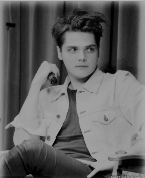 Gerard Way’s Astrological Profile – Apanache